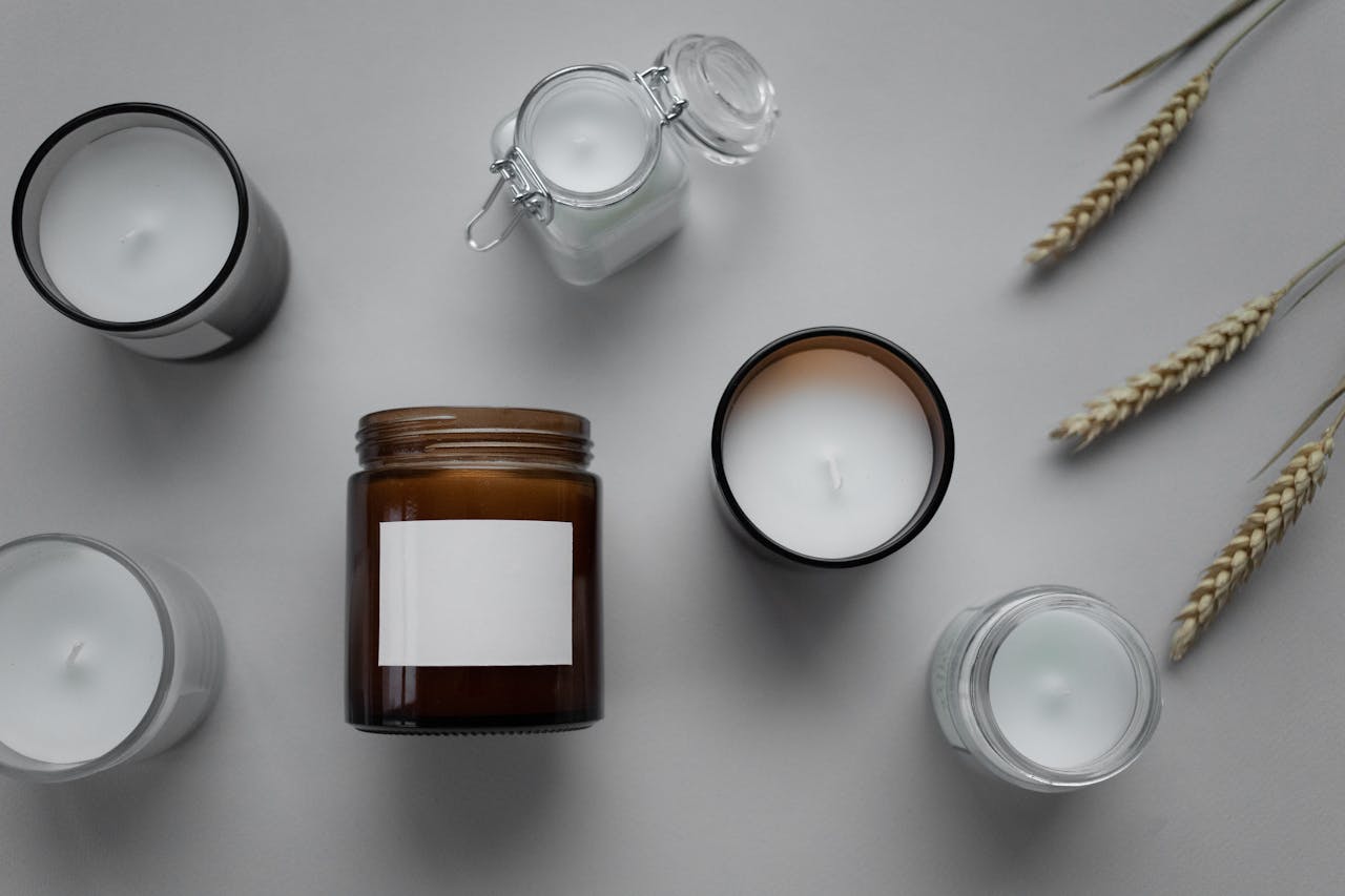 9 Tips for a Busy Candle Selling Season | Holm and Sol